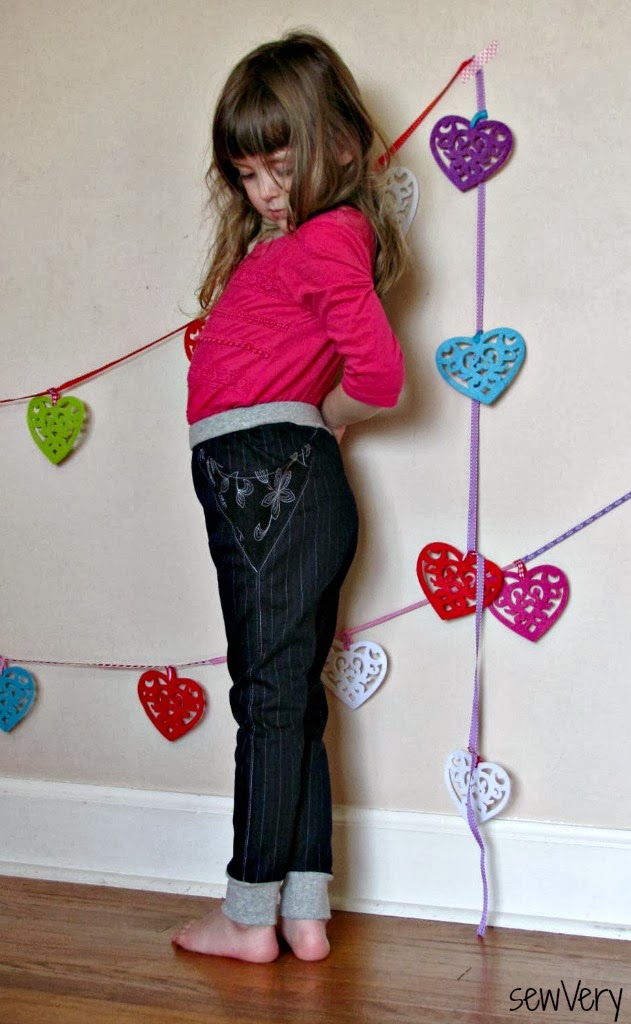 sewVery: Triangle Pants