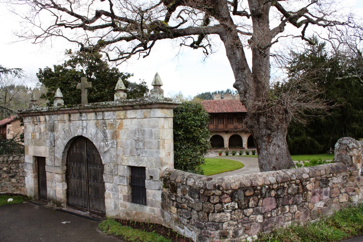 Relojes de Sol en Cantabria: Municipio: Reocín. Localidad: Quijas.