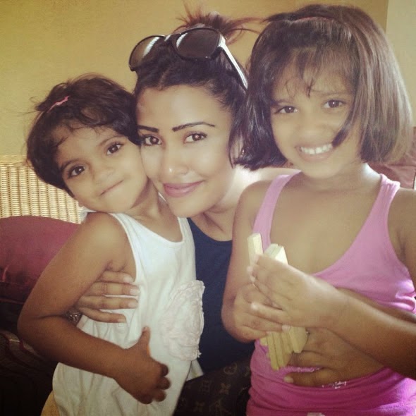 Geetha kumarasinghe's daughter: Nadee kumarasinghe photos | Gossip ...