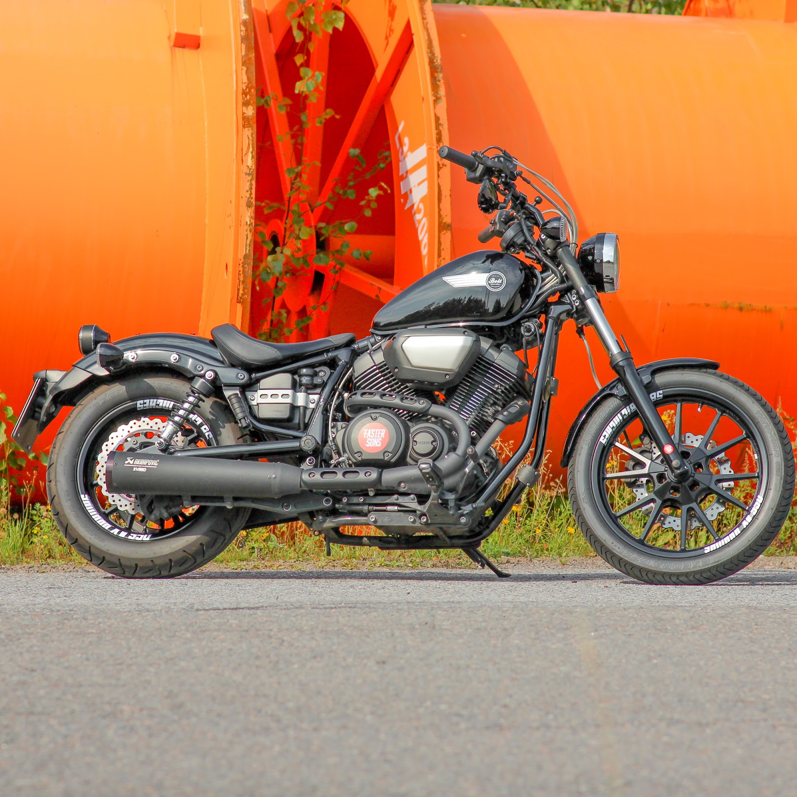 Black Bolt - Star Bolt / Yamaha XV950 blog: Yamaha Bolt rim tapes / texts