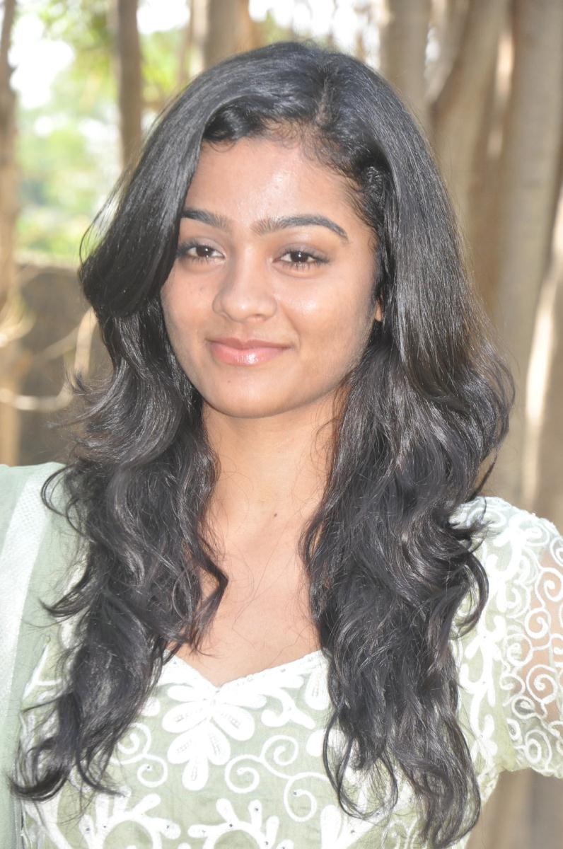 Gayathri at NKPK Trailer Launch Photos |Tamil Cinema News Updates website