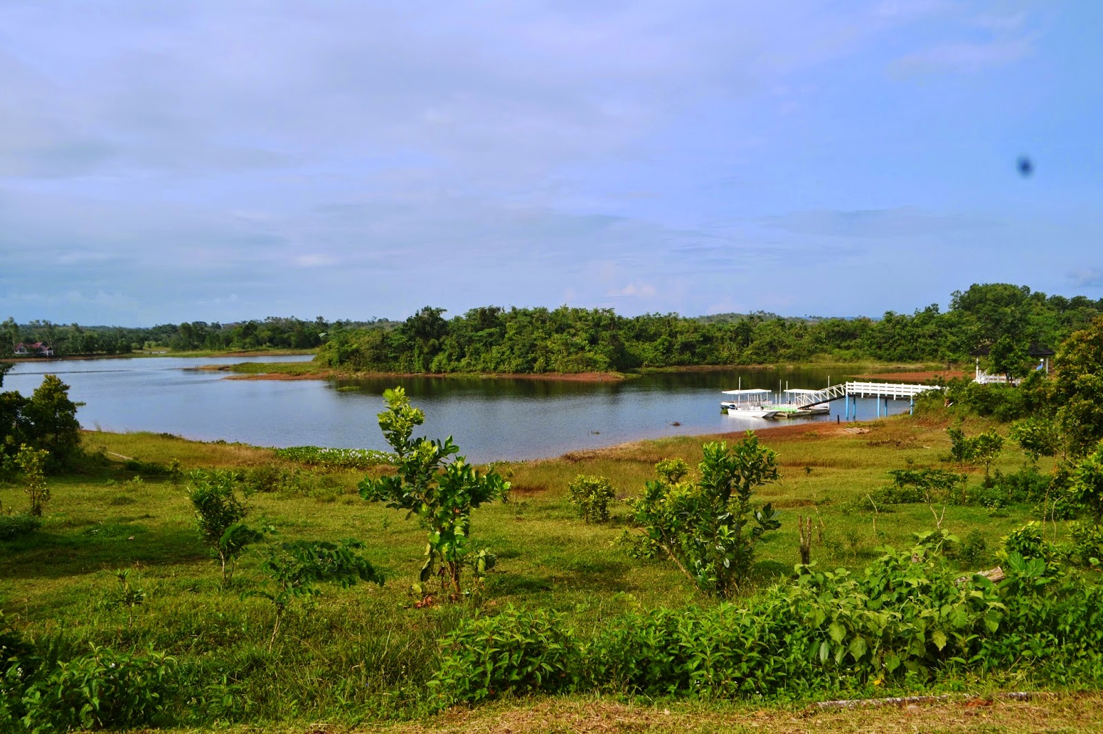 The Dr. & Mrs. Fun & anything under the Sun: CALIRAYA MOUNTAIN LAKE ...