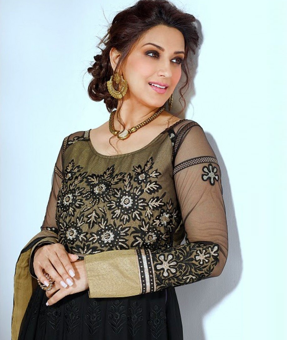 Beautiful Sonali Bendre HD Wallpaper - all 4u stars wallpaper