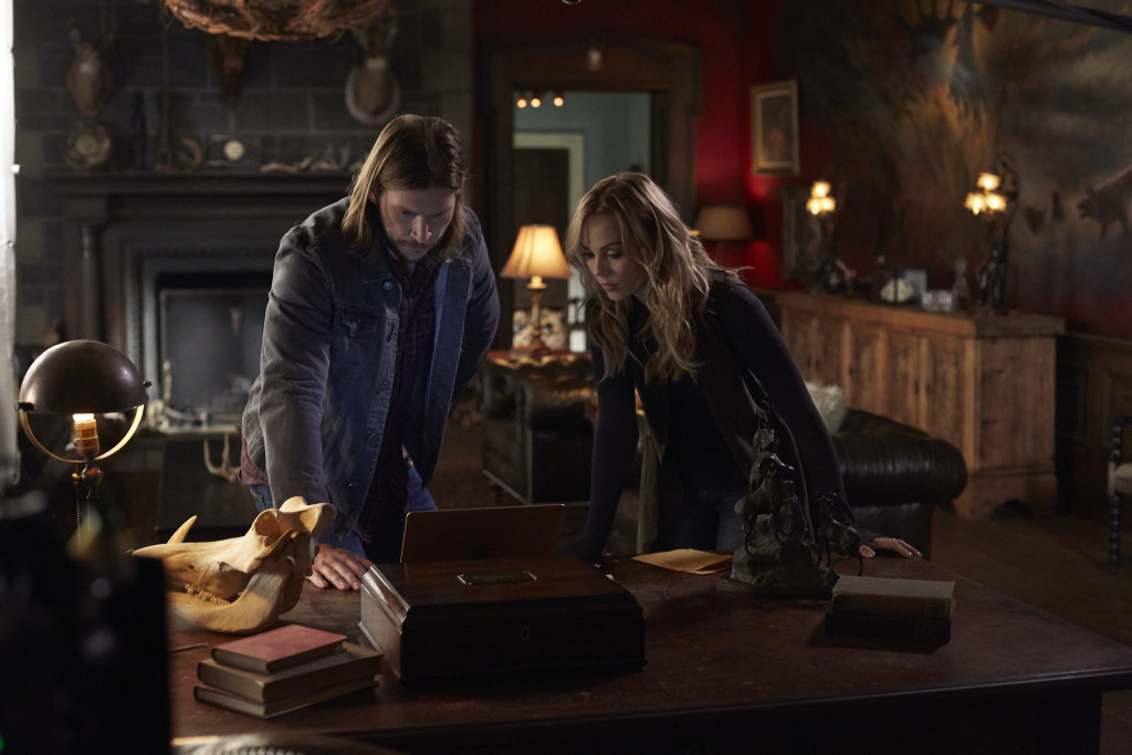 Laura Vandervoort: Bitten Season 3: Episode 5 "Of Sonders Weight ...