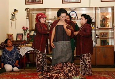 Upacara Tingkeban - CATATAN Angga