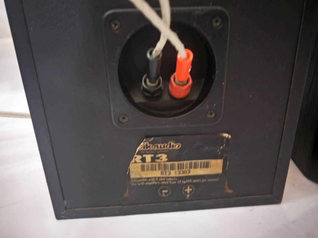 Cad Audio: POLK Audio RT3 Bookshelf Speaker