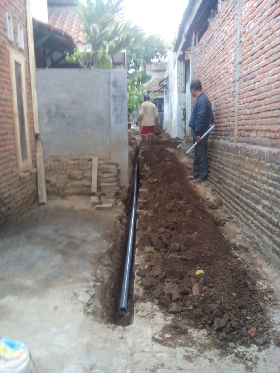 Pemasangan Pipa Jaringan Induk ~ HIPPAM SUMBER MAKMUR