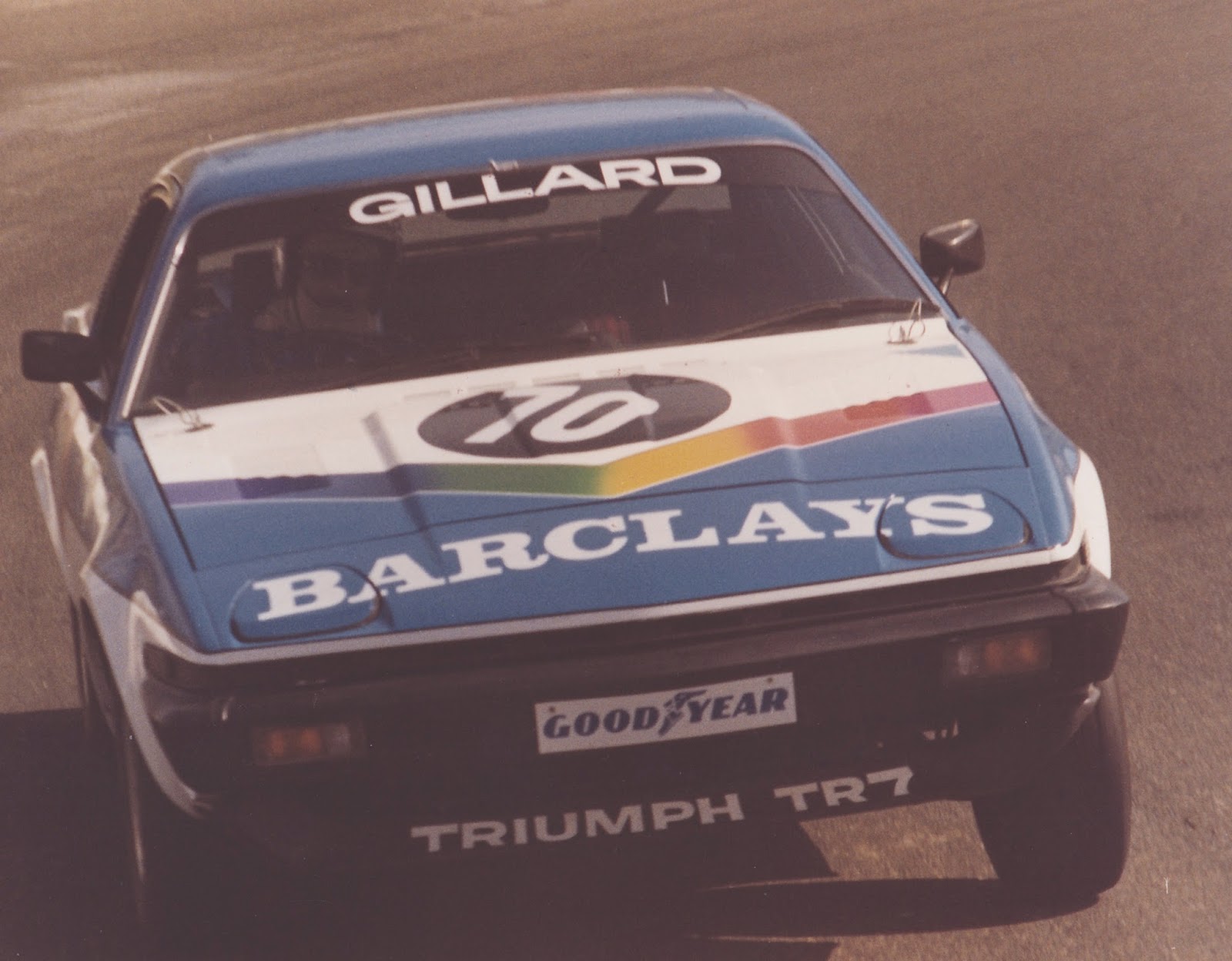 drivingandlife: THE TR7 SALES SOLUTION