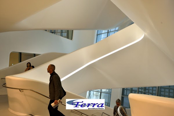 DDP (Dream, Design, Play) in Seoul / 동대문디자인플라자(Dongdaemun Design Plaza ...