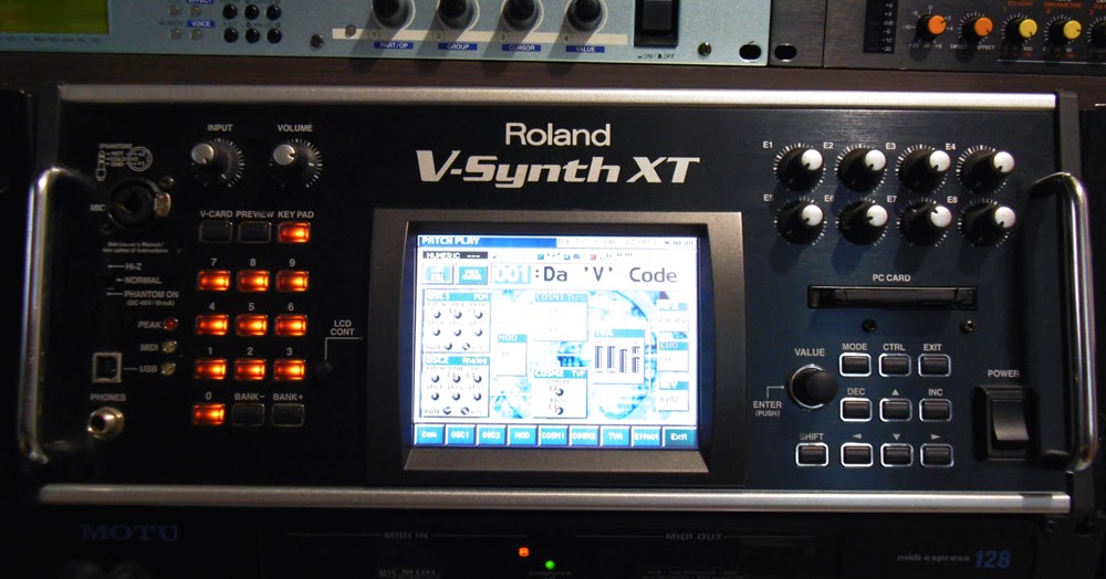 MATRIXSYNTH: ROLAND V-SYNTH XT with original manuals and box