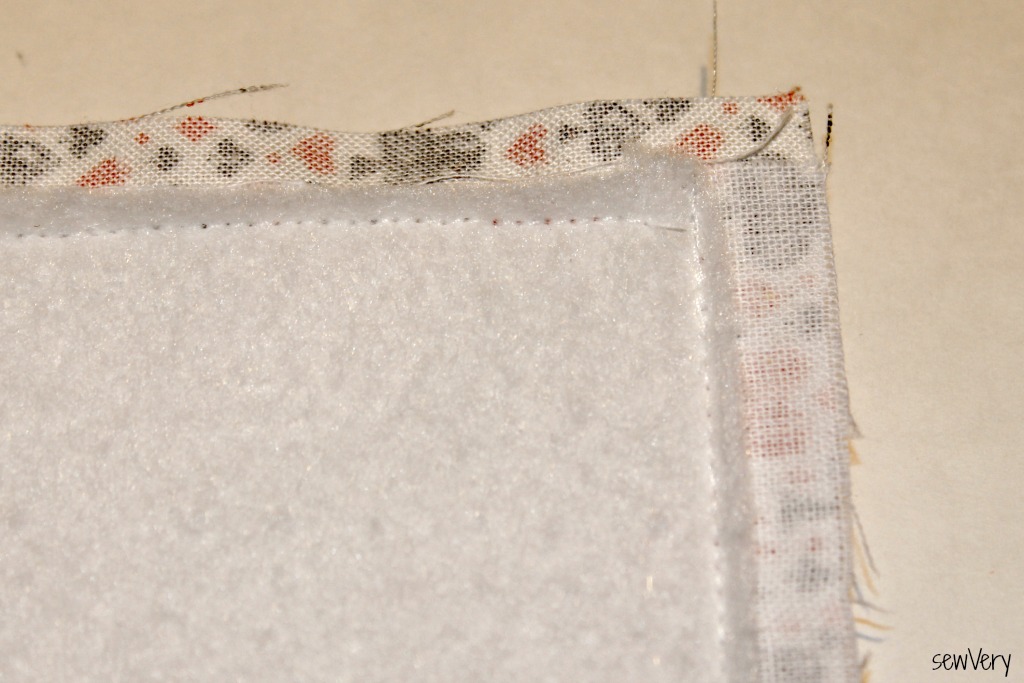 sewVery: Wonderland Blog Hop: Chair Pocket Tutorial