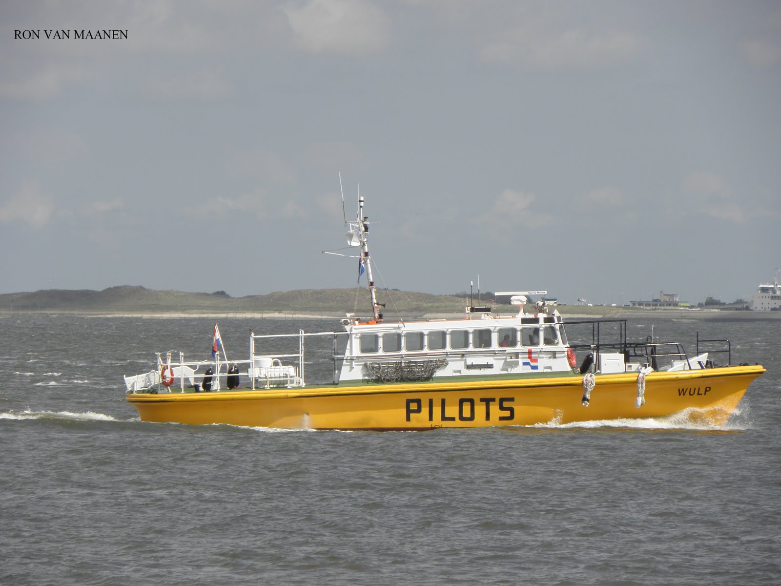 WARSHIPSRESEARCH: Dutch pilot boat Wulp off Den Helder, Netherlands 30 ...