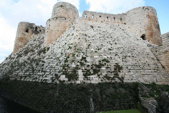 PAVAN MICKEY: Famous Castle of Krak des Chevaliers in Syria