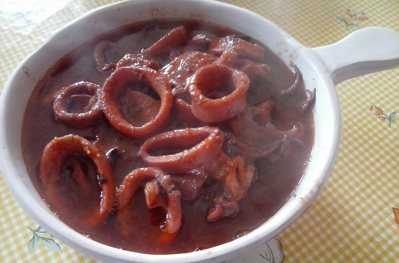 Pratos da Bela: Lulas guisadas...