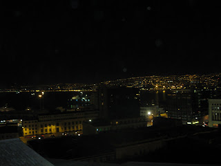 Us Vs. Chile: Valparaiso, where I learned the moon rises. Ya, that´s ...