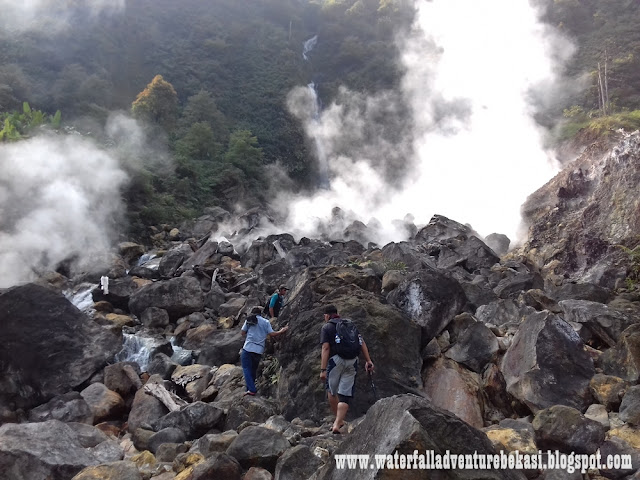 WATERFALL ADVENTURE BEKASI: TRIP TO CURUG CIKAWAH & CURUG GLEWERAN ...
