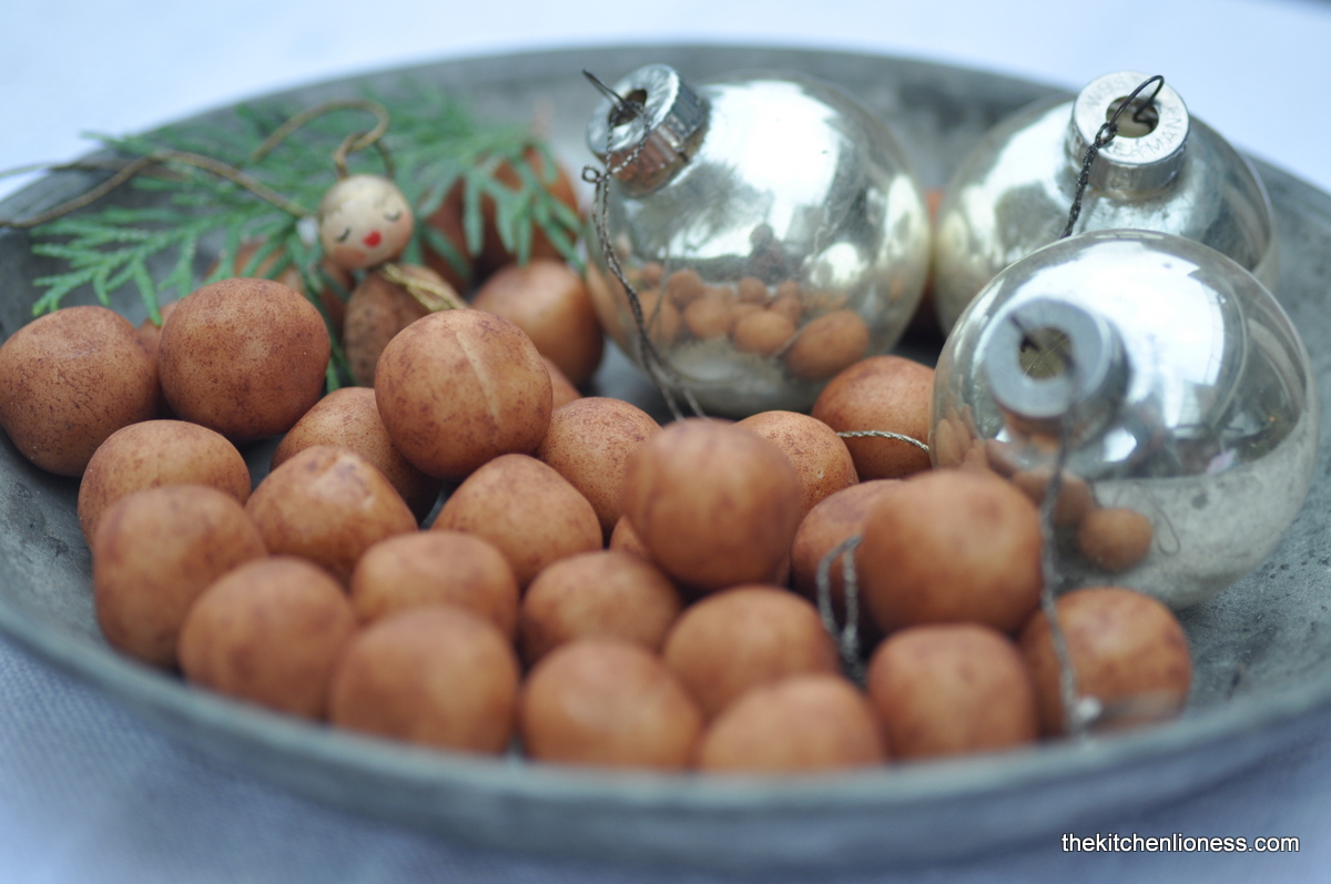 The Kitchen Lioness: 2. Day of December - Marzipan Potatoes ...