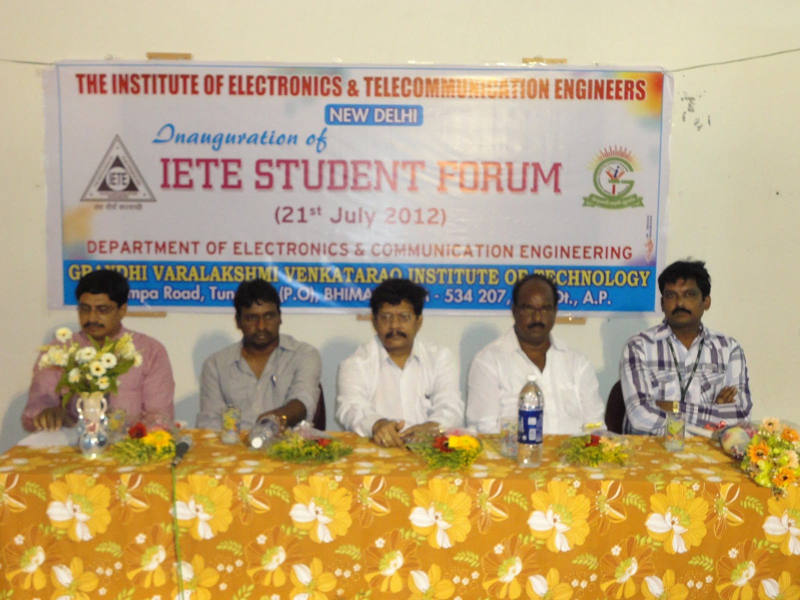 August 2012 ~ IETE STUDENTS' FORUM