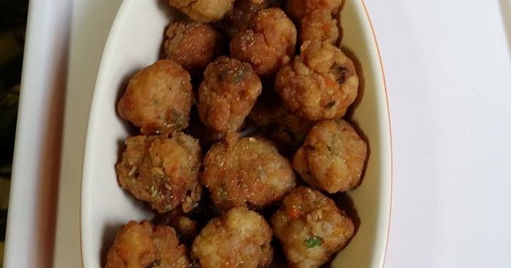 Deep Fried Meatballs by Agnes Yue