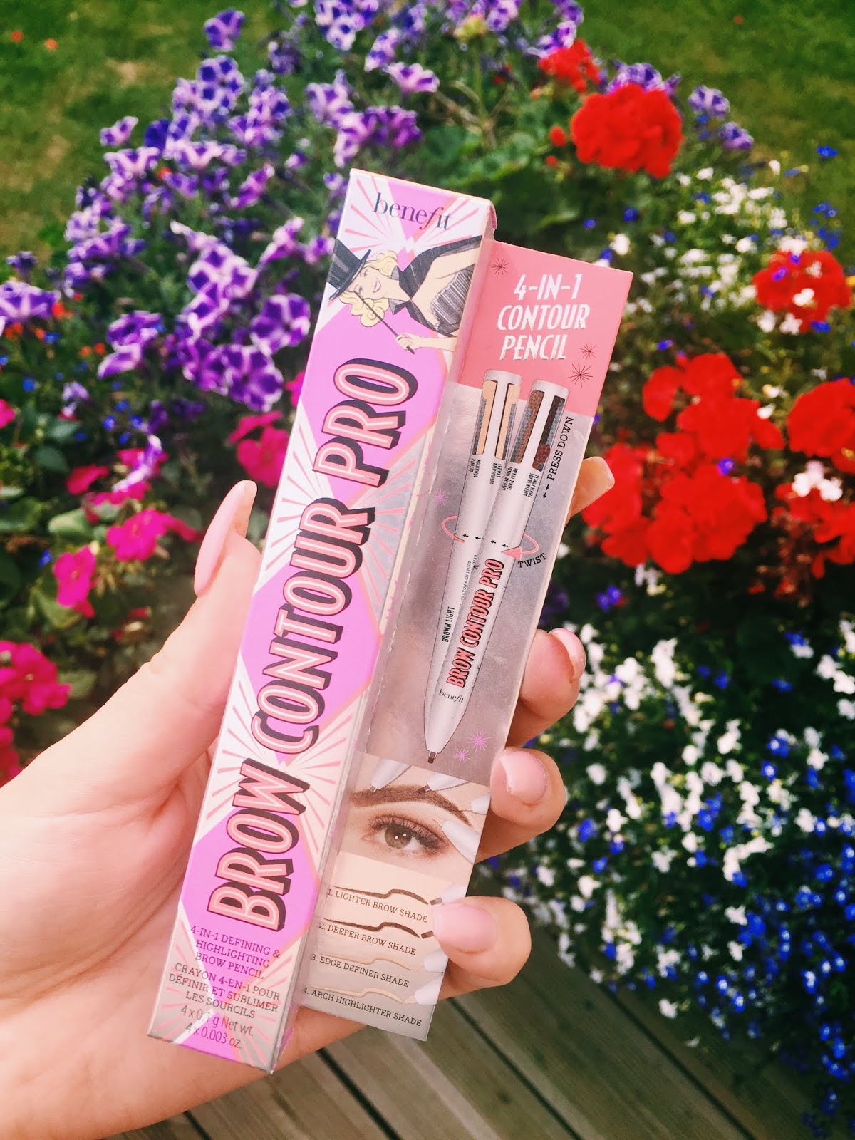 Benefit Brow Pro Contour Pen Review | Molly