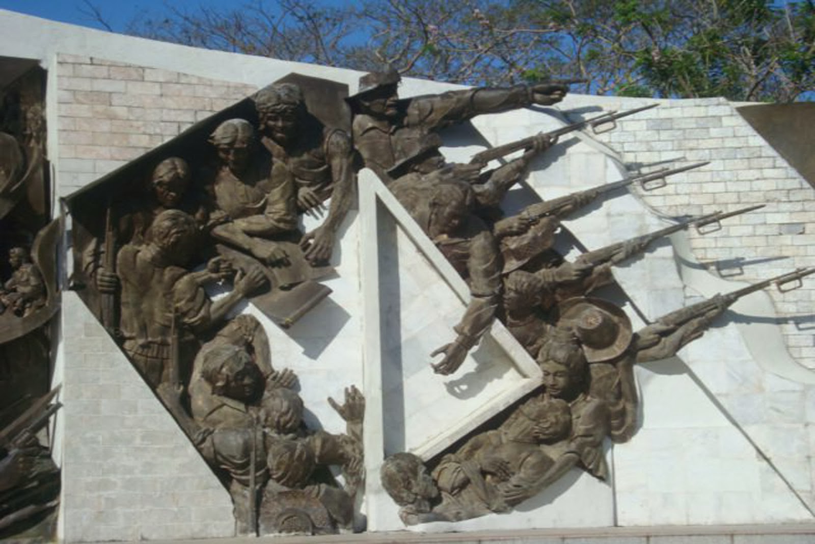 Dince's Chronicles: MT. NAGPATONG AND THE BONIFACIO HISTORICAL ...