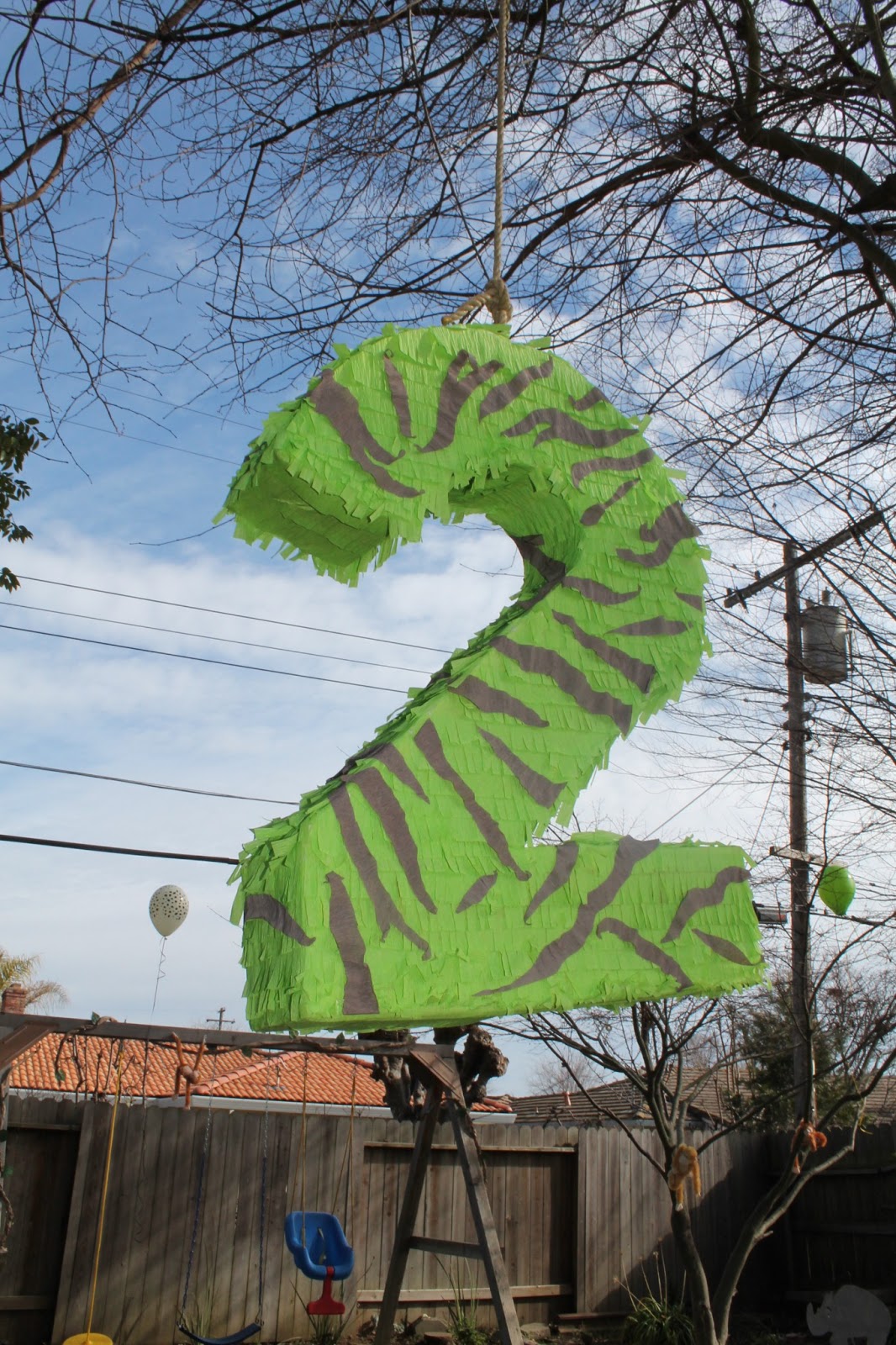 Lil Party Animals: How to make a zebra striped number pinata