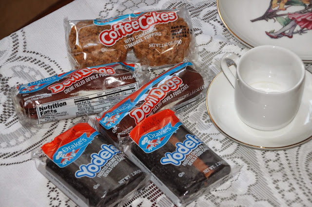 Susan's Disney Family: Drake's cakes are back on shelves!