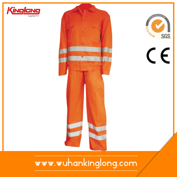 Safety Uniform For Workers Can Prevent Them From Danger: Construction ...