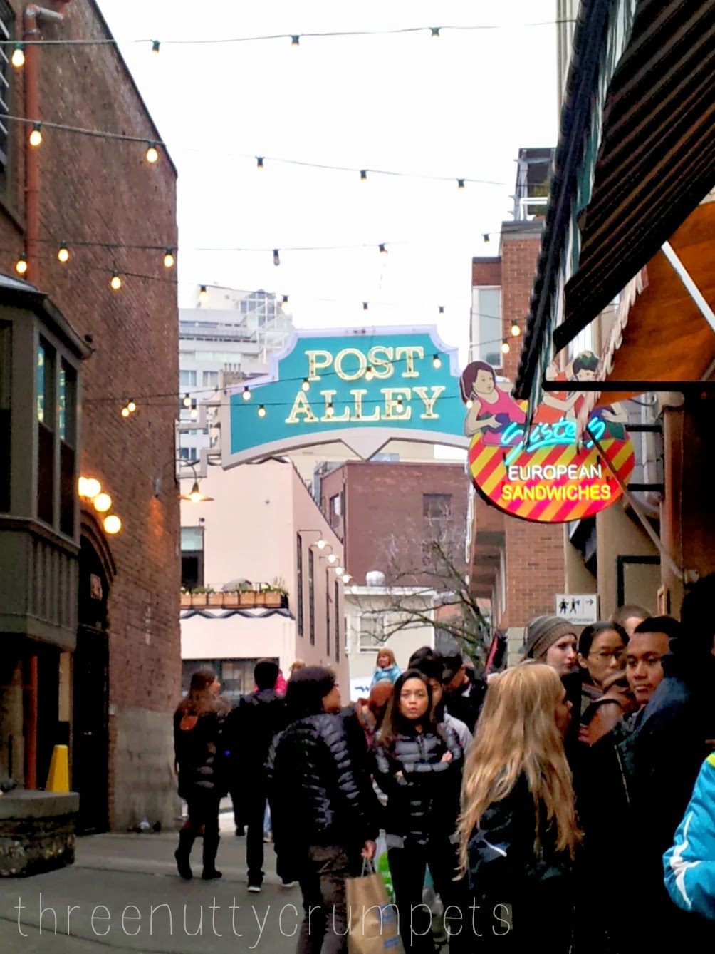 Three Nutty Crumpets: Pike Place Chowder