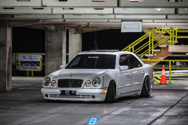 Mercedes-Benz W210 E320 Stance | BENZTUNING