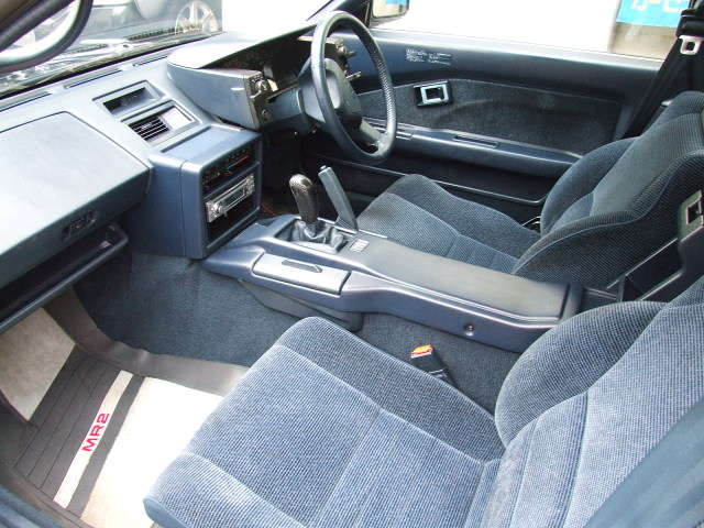 80sHERO: Pretty blue '89