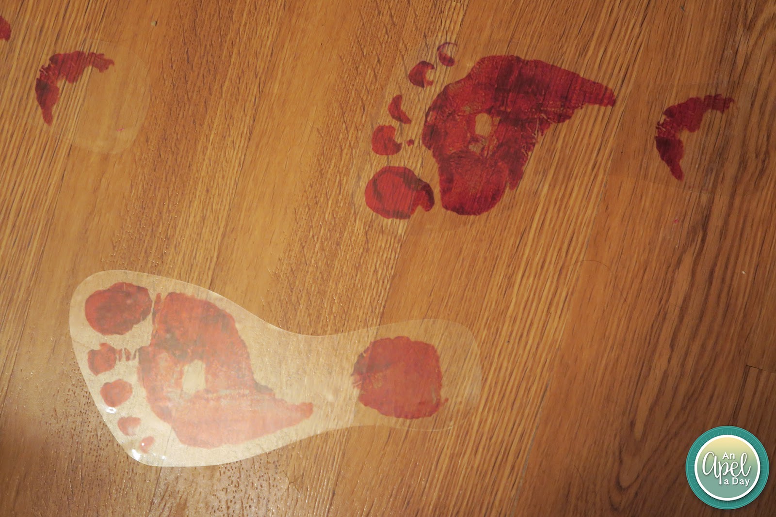 An Apel a Day: Scary Bloody Footprints Review