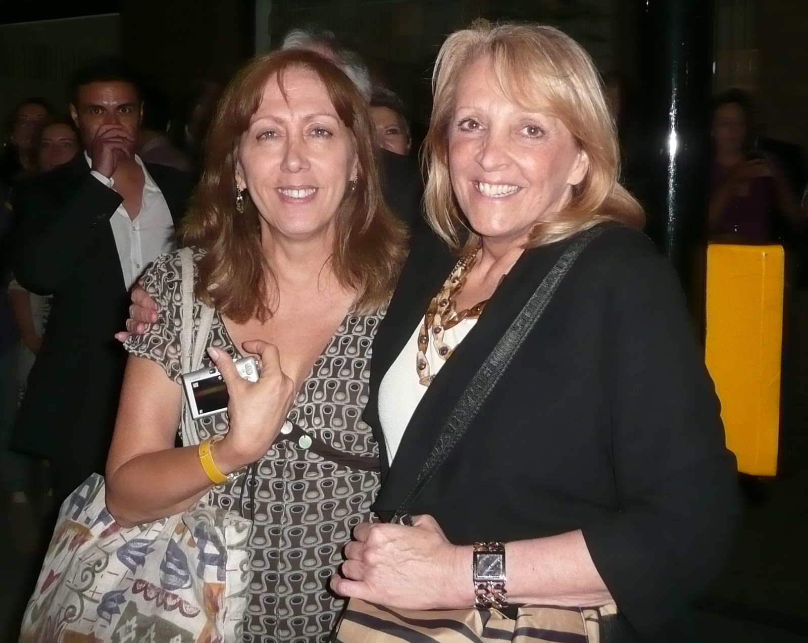 British Beatles Fan Club: REVIEW: BEATLES APPLE BOUTIQUE BUILDING ...