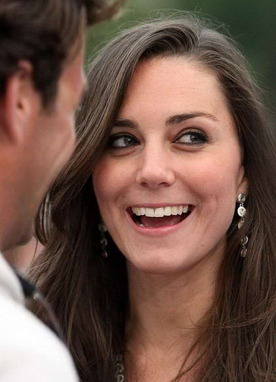 Kate Middleton Is Cute (smile Cutie Pictures) 87pics » Mayweather VS Ortiz