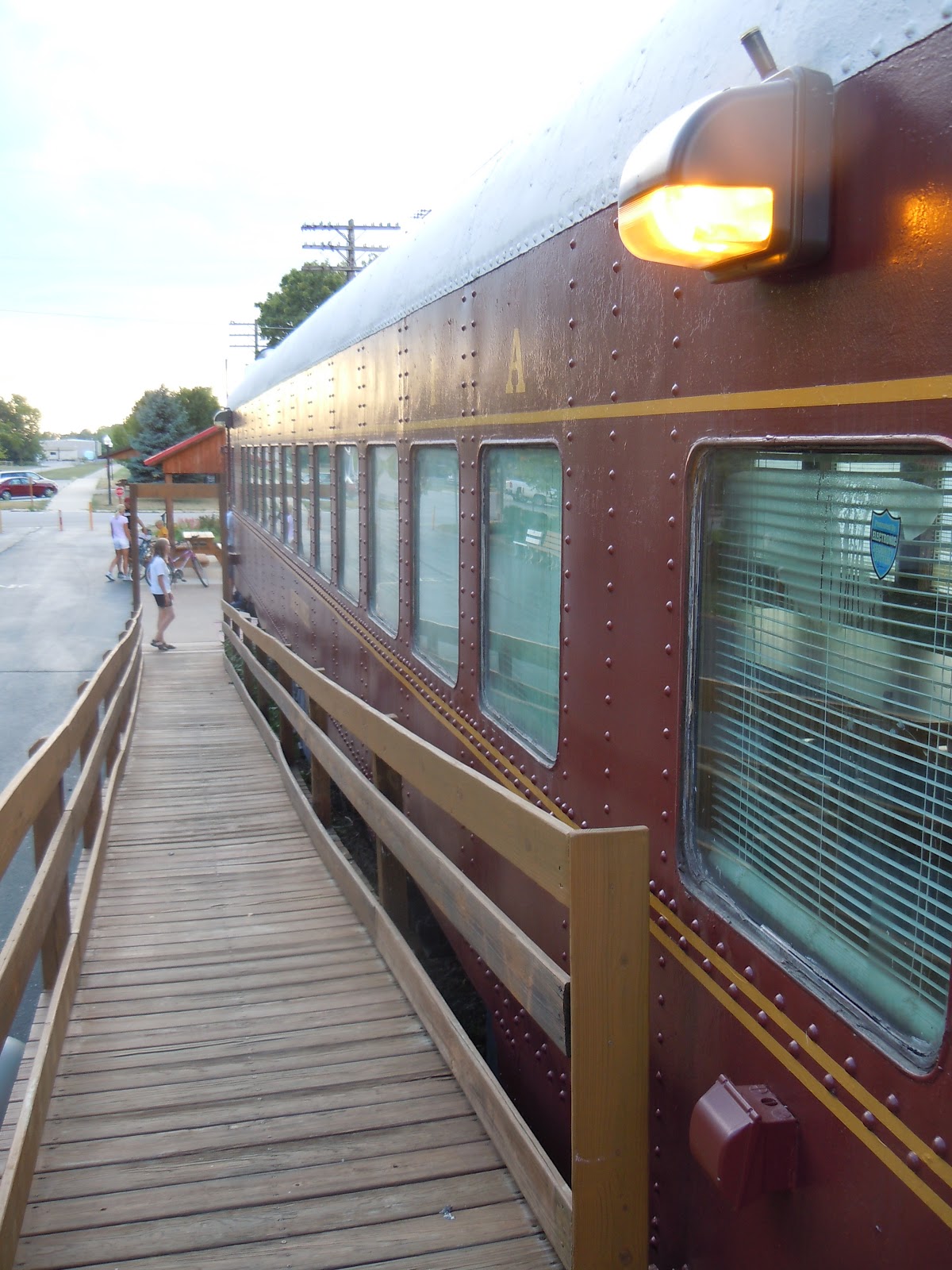 "La vie en...INDIANA!" (Life in Indiana.): Sweetser Switch Trail