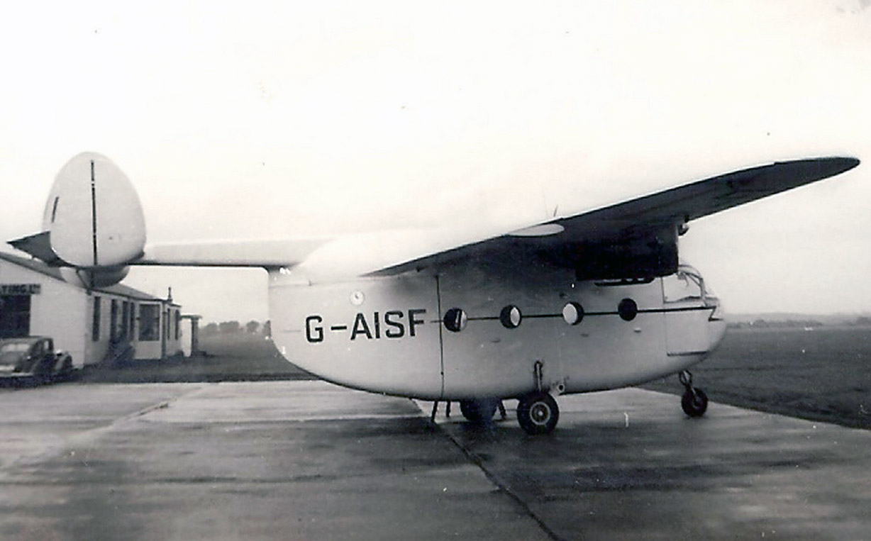 nhungdoicanh: Miles M-57 Aerovan