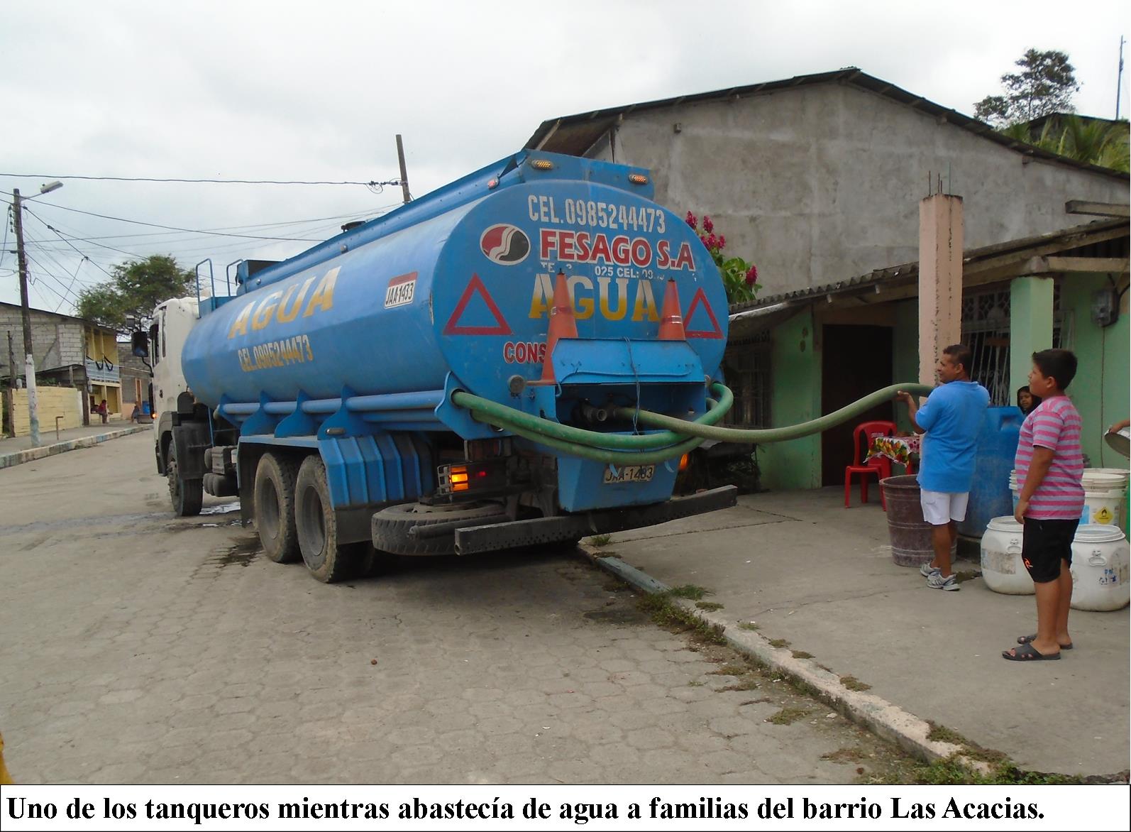 Tonchigüe al día: Tanqueros de EP Petroecuador llegan a Atacames.