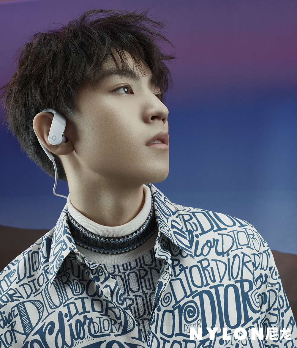 Karry Wang para NYLON Magazine China Mayo 2020