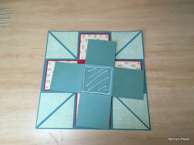 Beccy's Place: Tutorial - Exploding Box Card