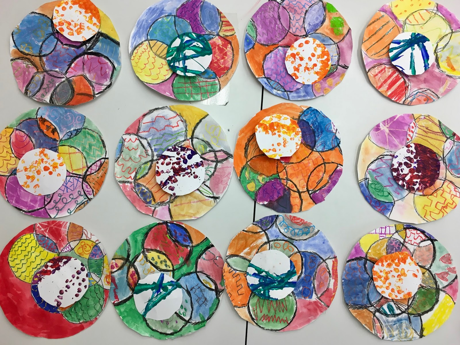 Visual Arts - Primary : Kindergarten 2 Dot project