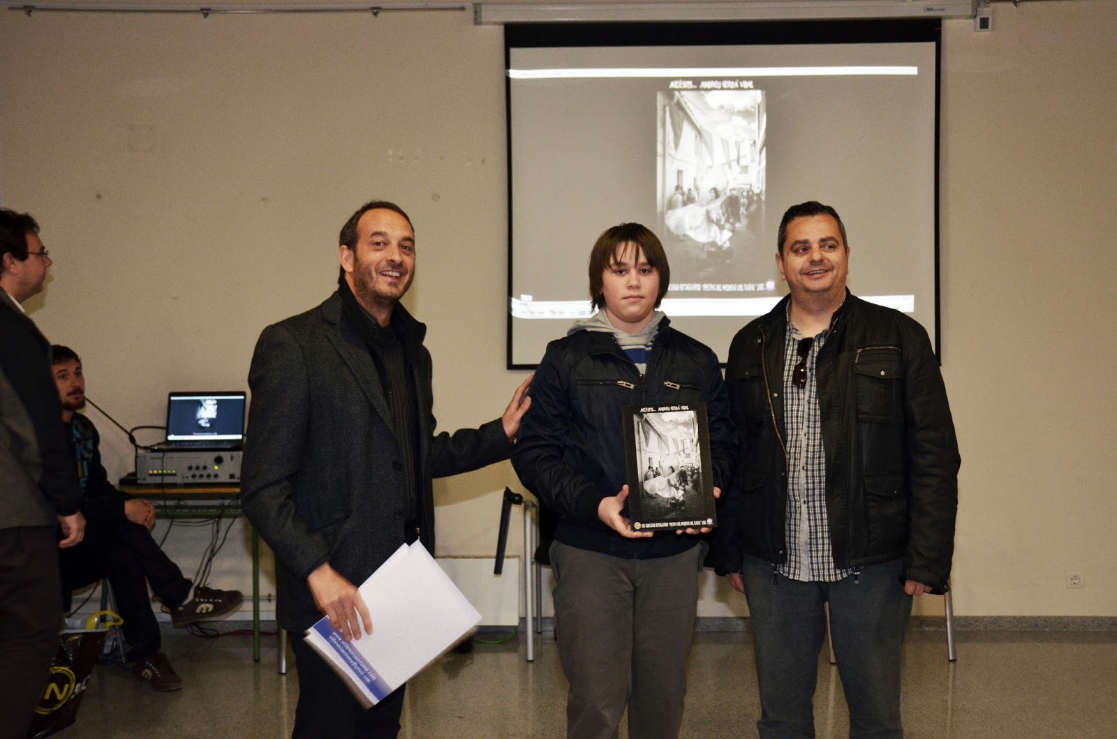 VILLENA CUÉNTAME: 2013 ENTREGA DE PREMIOS A LOS GANADORES DEL CONCURSO ...
