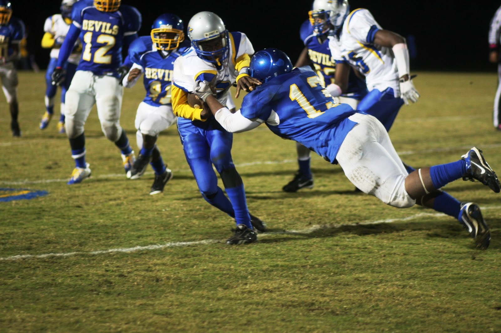 Warren County Screaming Devils: Devils fall 34-22 in Daniel's Return to ...