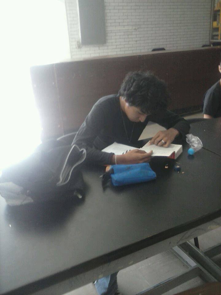 Taller de Lectura y Redacción II: LOS BACHILLERES Y LA LECTURA