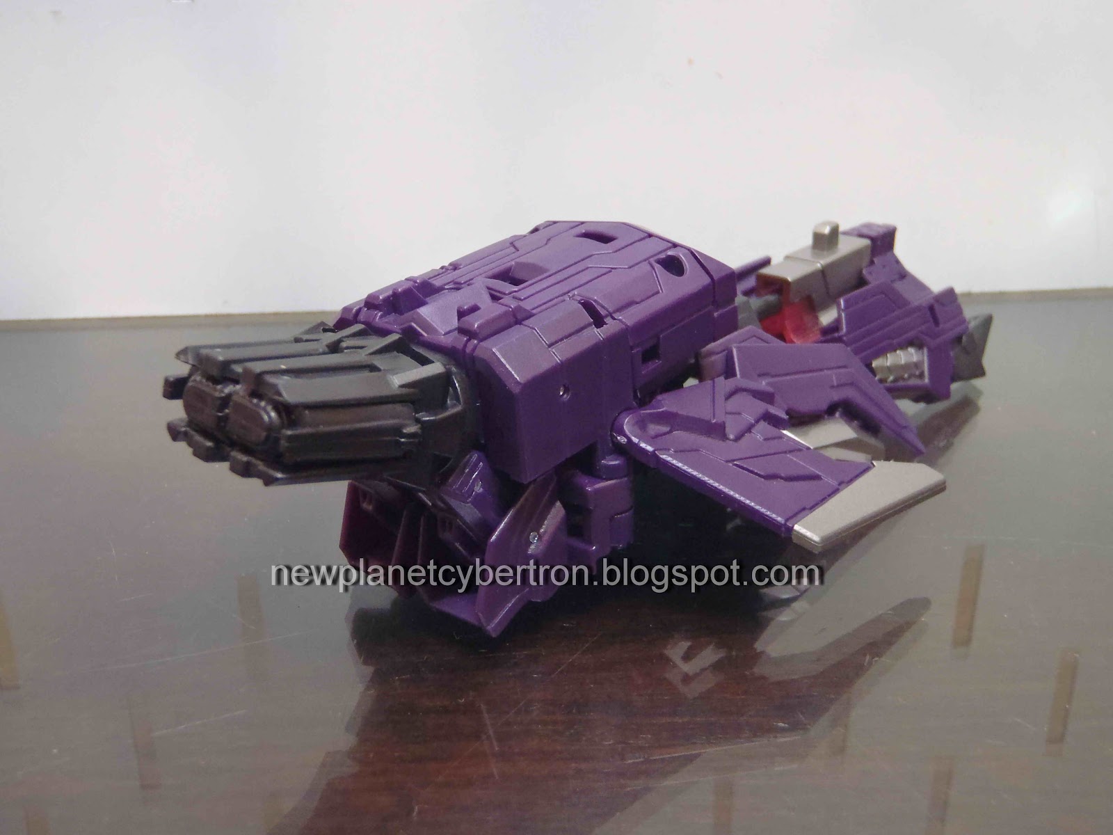 New Planet Cybertron: Transformers Review: Shockwave (FOC Deluxe)