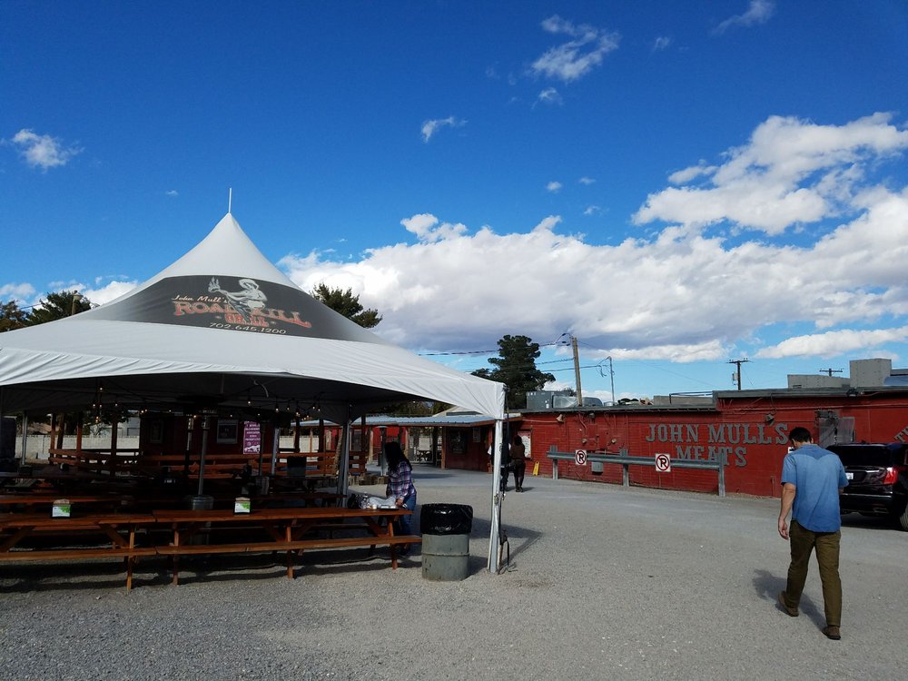 Fatty Eat World: John Mull’s Meats & Road Kill Grill - Las Vegas, NV