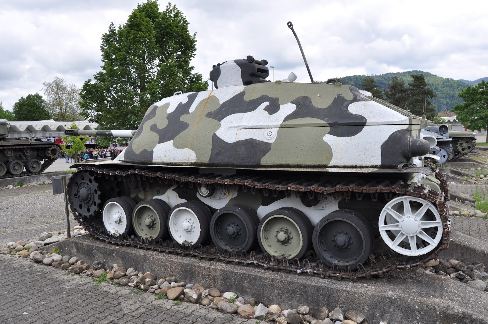 Tea and Tank: Schweizer Panzermuseum Thun Swiss tank Museum in Thun