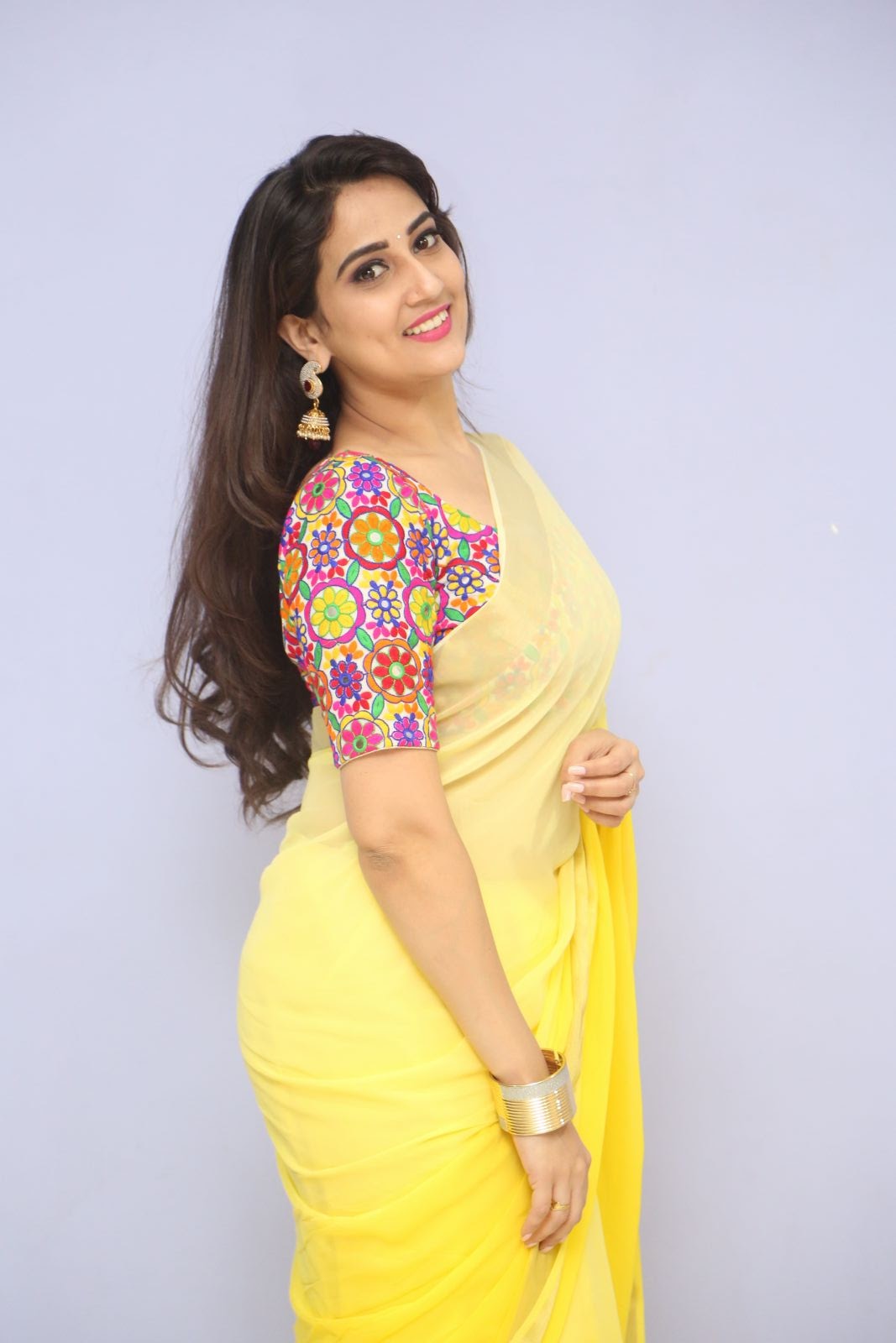 Anchor Manjusha latest dazzling photos gallery