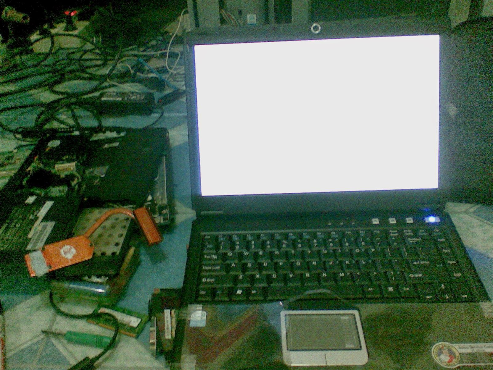 Cara Mengatasi Layar LCD Tampilan putih semua (White Screen) - Catatan ...