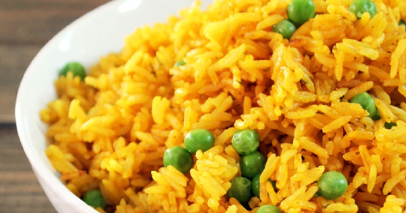 Not Quite a Vegan...?: Yellow Rice with Sweet Peas