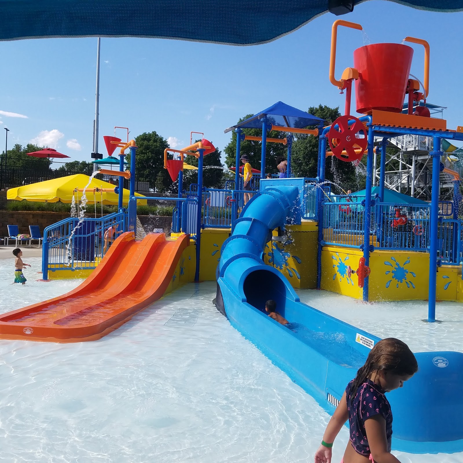 Play St. Louis: Wapelhorst Aquatic Facility, St. Charles
